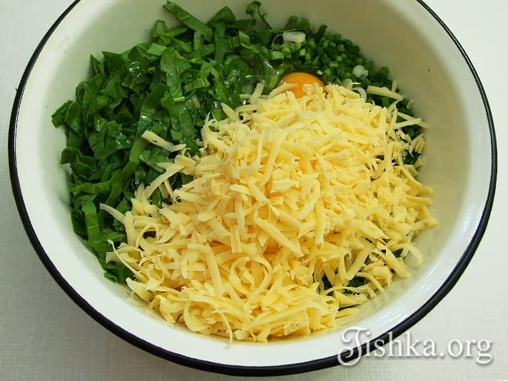 Пирог со шпинатом и сыром - Кулинарный пошаговый рецепт с фото.